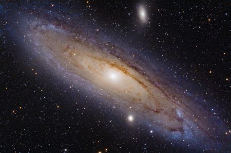Andrómeda La Galaxia Más Cercana A La Vía Láctea — Astrobitácora