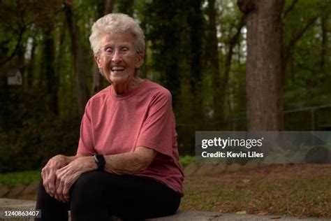 Betty Liles Photos And Premium High Res Pictures Getty Images