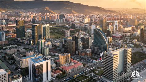 Улсын төсвийн орлогын 30 хувь нь уул уурхайгаас шууд хамааралтай