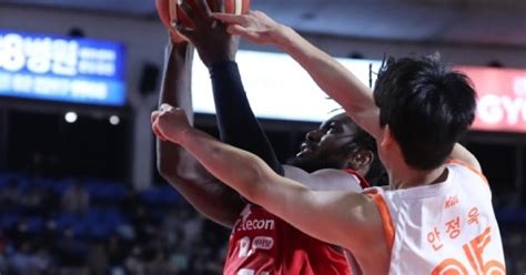 프로농구 Sk 속공으로 3점 팀 캐롯에 13점 차 승리