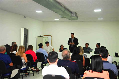Entidades De Assistência Aos Dependentes Químicos E Famílias Fecham