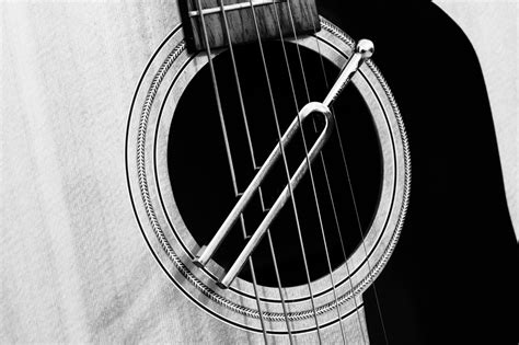 Guitar Bender How Does A Tuning Fork Work
