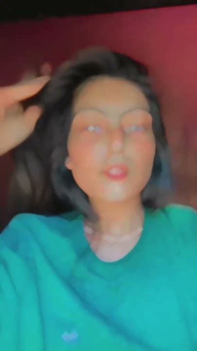 ඔයා ඔයාට ඕනි විදිහට ජීවත් වෙන්න සොබාදහමට ලං වෙන්න දැන් ප්‍රශ්න තිබ්බත් දවසක හරියයි 🍃🩷