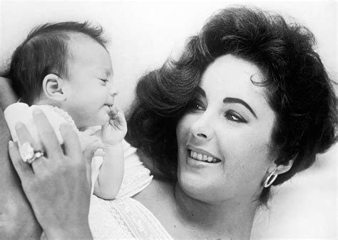 Elizabeth Taylor With Daughter Liza Todd Burton 1957 Photo Toni