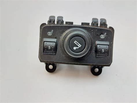 Ford Kuga Mk2 Heated Seat 12v Power Socket Outlet 2013 Cj5t 19k314 Ba £44 99 Picclick Uk