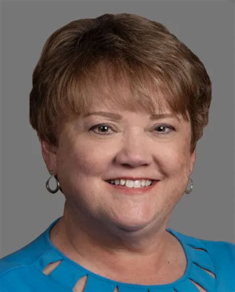 Who Is Ellen Lindner