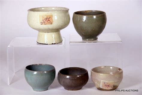 Antique Korean Celadon Aand Other Ceramics Price Guide And Values Ceramics Celadon Antiques