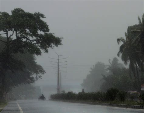 Cyclone Cyclone Fani Devastation In Odisha After Cyclonic Storm Dgtl