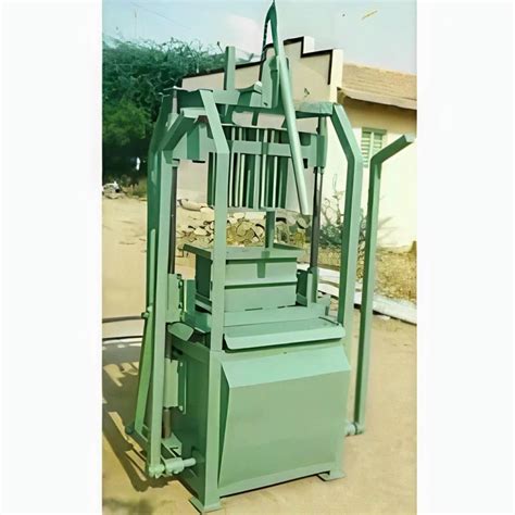 Manual Concrete Block Making Machine At ₹ 100000 Piece कंक्रीट ईंट बनाने की मैनुअल मशीन In