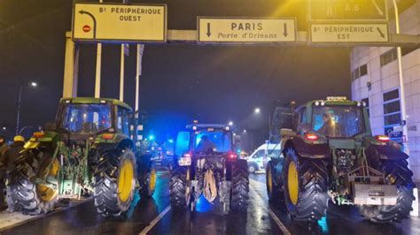 On Est Entrés Dans Paris On Na Croisé Personne Un Périple De
