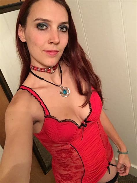 First Time Getting Fisted Nude Pics Xhamster