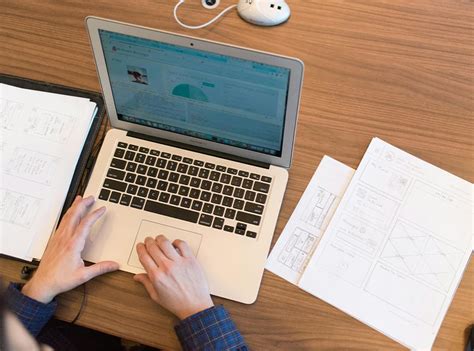 The Advantages Of Using Hardware Tokens For Data Encryption