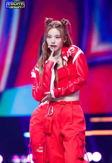 Yeji ITZY MCountdown August Itzy Concert Outfit Korean Girl