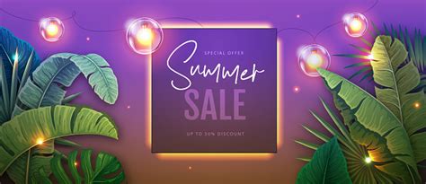 열대 지방의 나뭇잎과 빛의 끈이있는 여름 큰 판매 포스터 여름 열대 잎 배경 벡터 일러스트 레이 션 갈란드 장식품에 대한 스톡 벡터 아트 및 기타 이미지 Istock