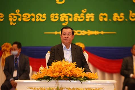 សម្តេចតេជោ ហ៊ុន សែន លើកទឹកចិត្តឱ្យបណ្តុះបណ្តាលវិជ្ជាជីវៈ ដើម្បីជំរុញកំណើនផលិតកម្ម សេដ្ឋកិច្ច