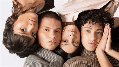 Love Beyond The Binary Non Binary Dating Intimacy And Relationships — Enby Meaning