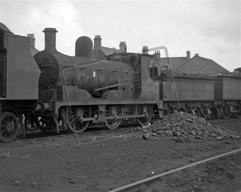 Rail Online Aspinall Class 27 3f 0 6 0 52438 1960s Rhyl