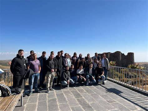 Great Things In Business Are Never Done By One Person Theyre Done By