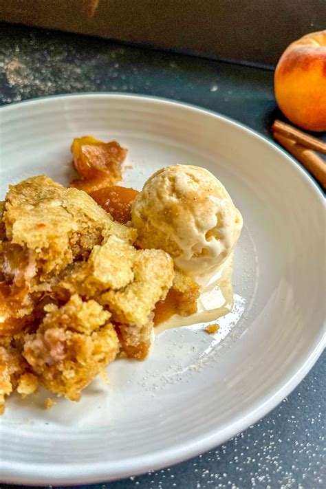 Peach Cobbler In A Crock Pot With Cake Mix Laughing Rooster Eats