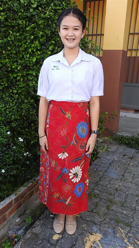 การแต่งกายชุดไทยสำหรับนักเรียนชาย ห โรงเรียนพิชัยรัตนาคาร Facebook