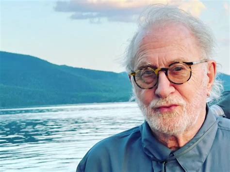 Andrew Loog Oldham Así Vive En Pleno Corazón De Bogotá El Productor Que Elevó A Los Rolling