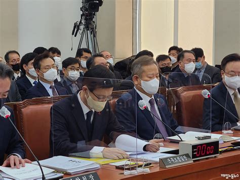 ‘또 일선 기관에 참사 책임 떠넘긴 대통령실·여당