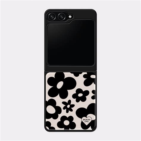 붐잉 자체제작 Z플립654 플립 에폭시범퍼 블랙플라워 케이스 폰케이스 갤럭시 제트 Z 플립6 5 4 지플립 핸드폰 케이스 우정 커플 친구 생일 선물 Nfc 교통