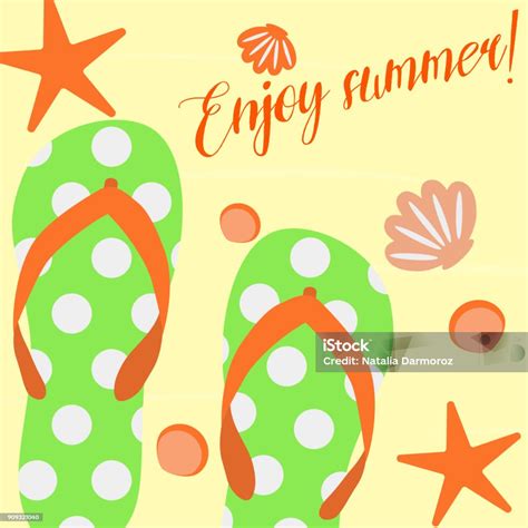 모래와 플랫 스타일에 밝은 색 벡터 일러스트 레이 션에 포탄에 슬리퍼와 함께 여름 배경 개념에 대한 스톡 벡터 아트 및 기타