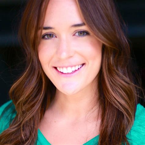 Chloe James Facts Bio Career Net Worth Aidwiki