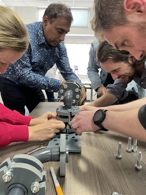 30 Team Members Receive Scqf Level 7 Qualification Lightsource Bp