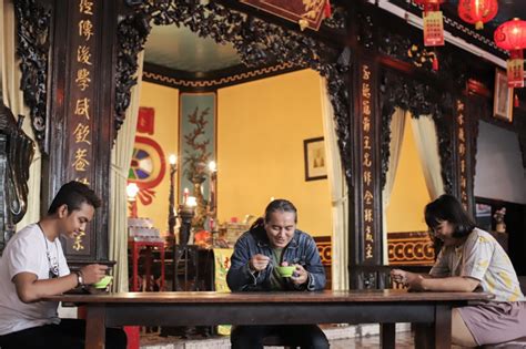 Dirayakan Dengan Sembahyang Genta Rohani