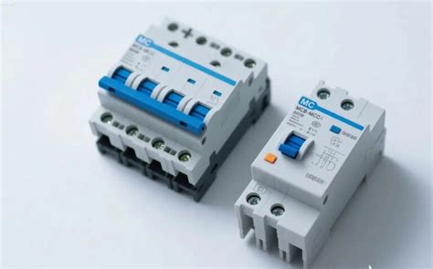 Perbedaan Mcb Dan Mccb Lebih Bagus Mana Salim Magazine