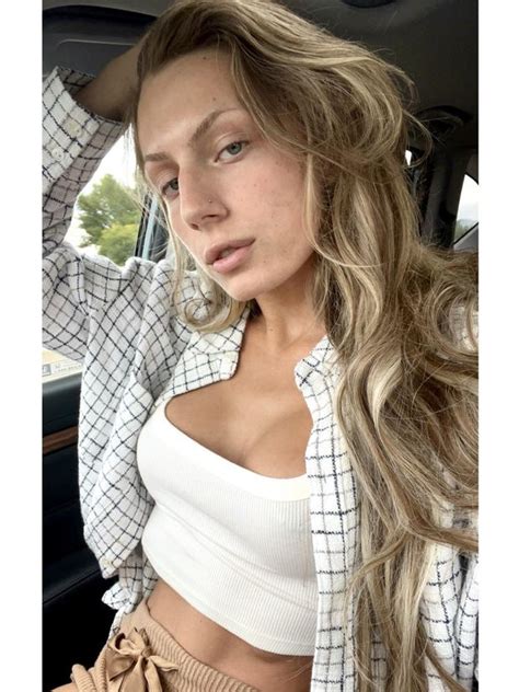 Sexy Sans Make Up Pic