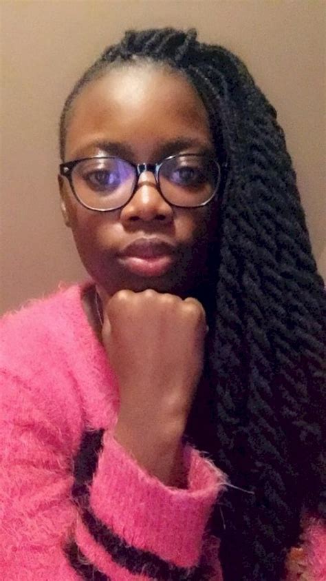 Showing Out Thottie Shesfreaky