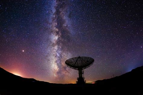 8 Billion Year Old Radio Signal Found By Astronomers And Experts