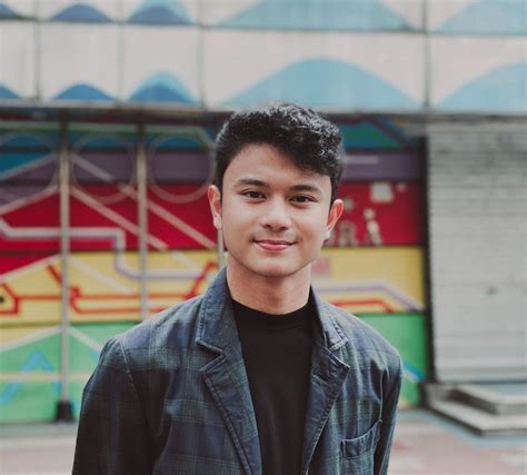 √ Biodata Bintang Agara Agama Keluarga Pacar Fakta Dan Karir Lyceum Id