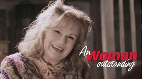 莫丽·韦斯莱 她是慈爱的母亲 也是勇敢坚强的女子 英语趣配音 莫丽·韦斯莱 她是慈爱的母亲 也是勇敢坚强的女子 英语趣配音