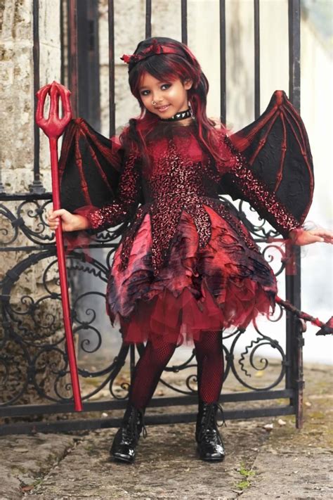 1001 Idées De Déguisement Et Maquillage Diablesse Pour La Fête D