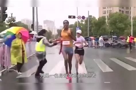 丢掉国旗就是不爱国中国女将遭人多次干扰错失冠军引网友热议 遭人 干扰 国旗