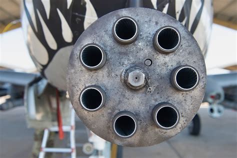 A 10 Warthog Fires 4 200 Armor Piercing Incendiary Rounds Per Minute