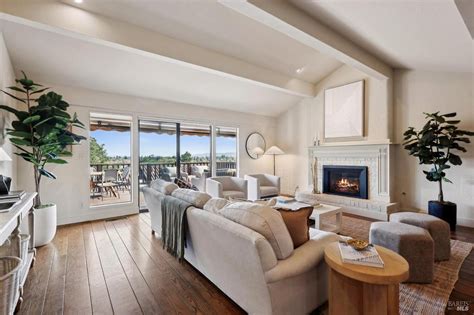 51 2nd St E Sonoma Ca 95476 Mls 325024322 Zillow