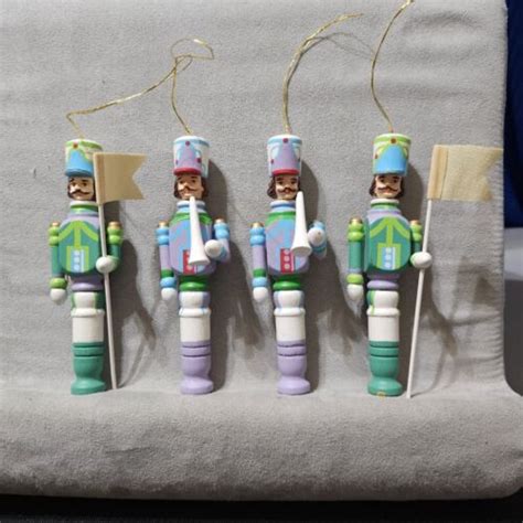 Vintage 1989 And Rare Mary Maki Rae Set Of 4 Wooden Soldier Christmas