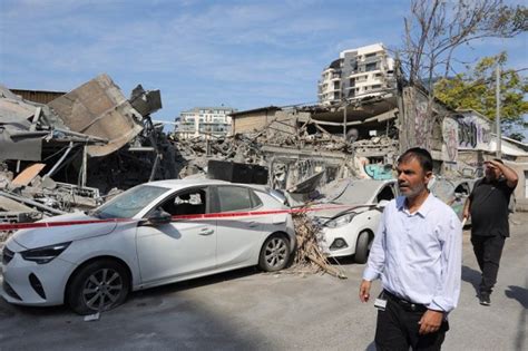 Более 700 израильтян погибли в результате нападения ХАМАС более 100 взяты в плен и уведены в