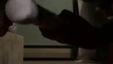 连续两次巨大的高潮 Xhamster