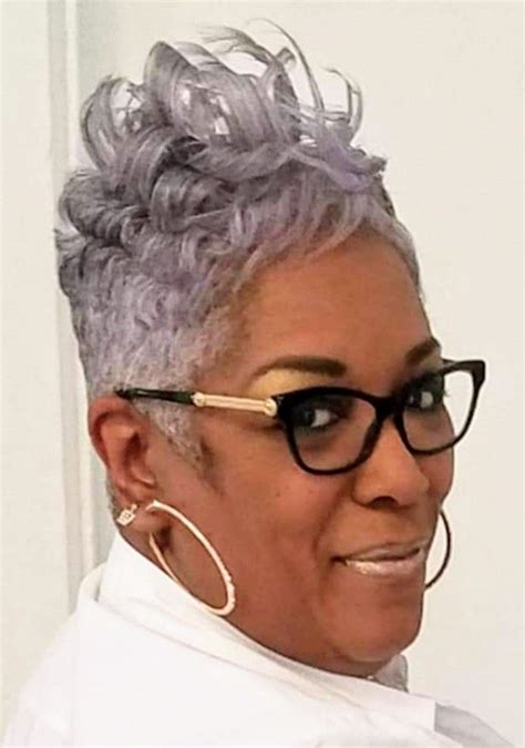 How To Wear Gray Hair Without Looking Old Gen X Women Over 50 Share Top