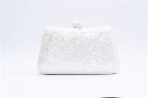 Jasmine Shell Clutch White Odel Hand Made