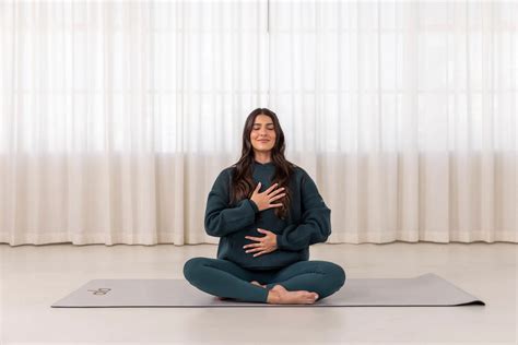 Class Finder Alo Yoga