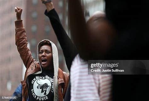 New Black Panther Party Photos And Premium High Res Pictures Getty Images