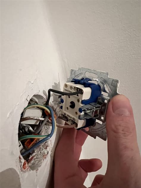 How To Identify Wire Patterns For Zigbee Smart Blind Switch