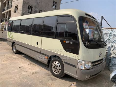 Hyundai County 2013 White In Accra Metropolitan Buses And Microbuses